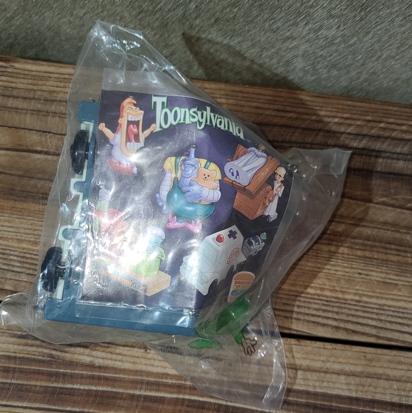 Toys | Burger King 1998 Toonsylvania Toy | Poshmark